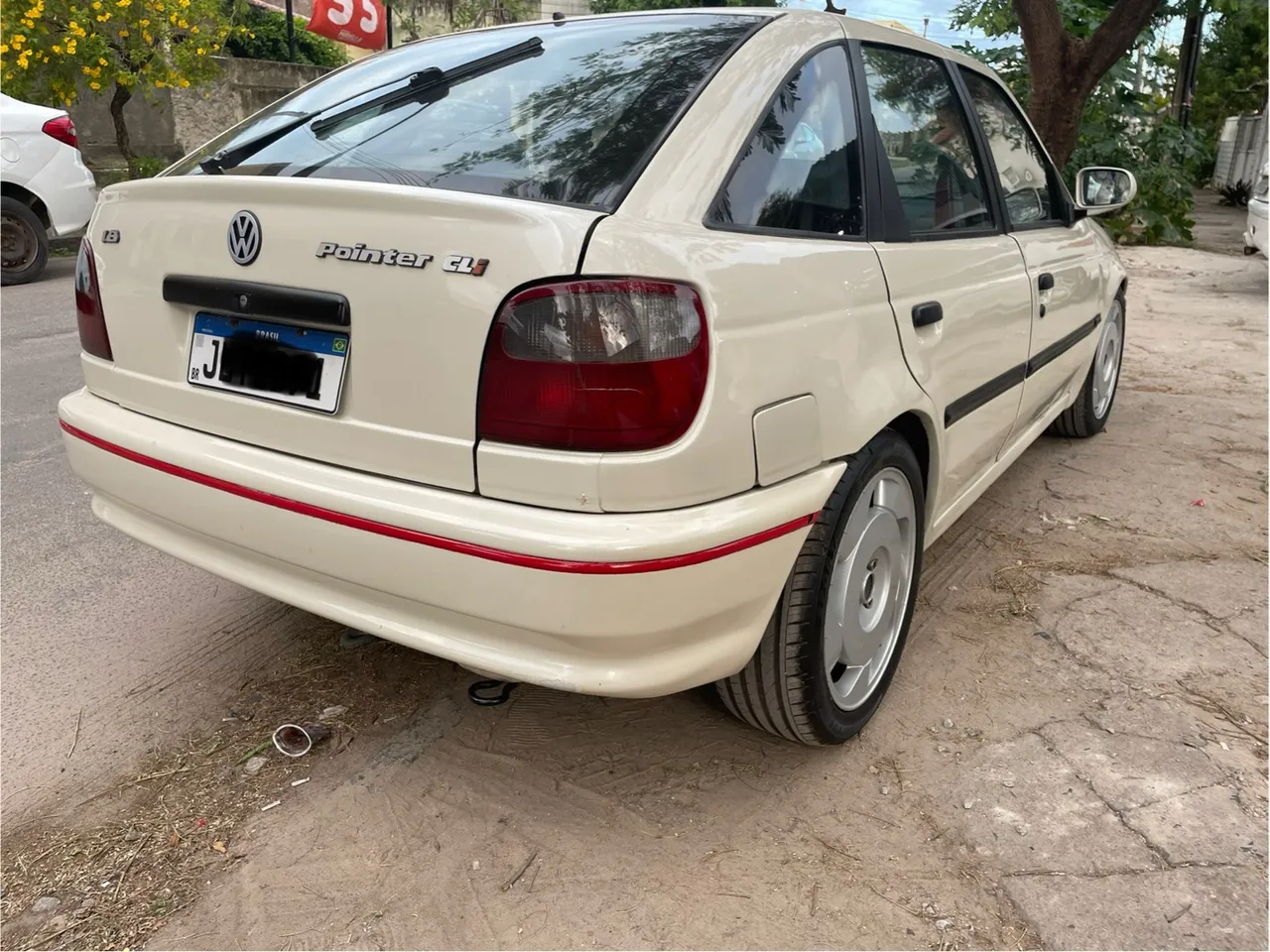 VOLKSWAGEN POINTER Usados e Novos