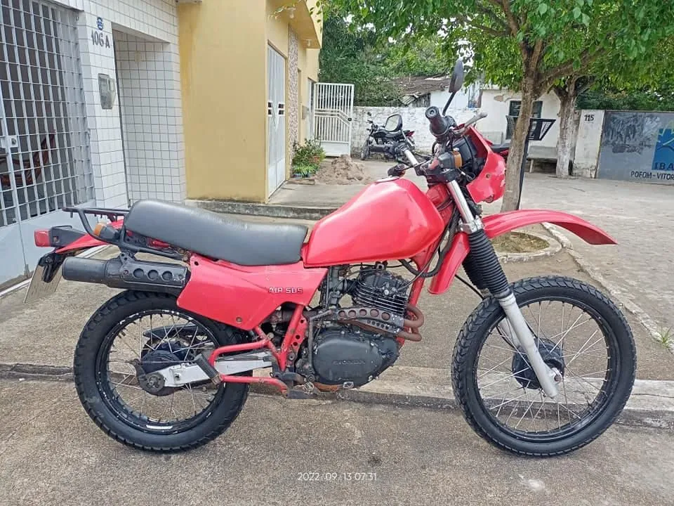 Motos HONDA XLX no Brasil