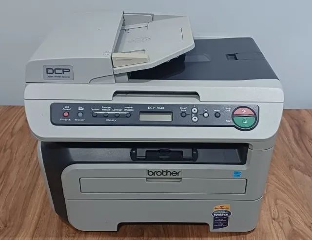 Multifuncional Brother DCP 7040 **funcionando** - Periféricos e ...