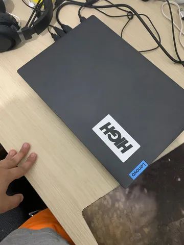 14 polegadas no Brasil