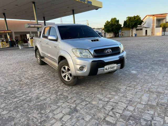 TOYOTA HILUX 2010 Usados e Novos