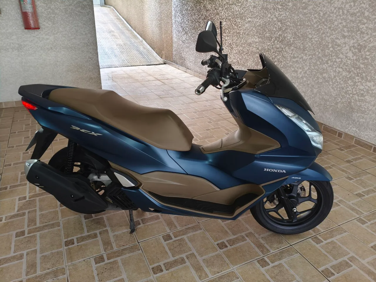 Motos HONDA PCX 2023 no Brasil