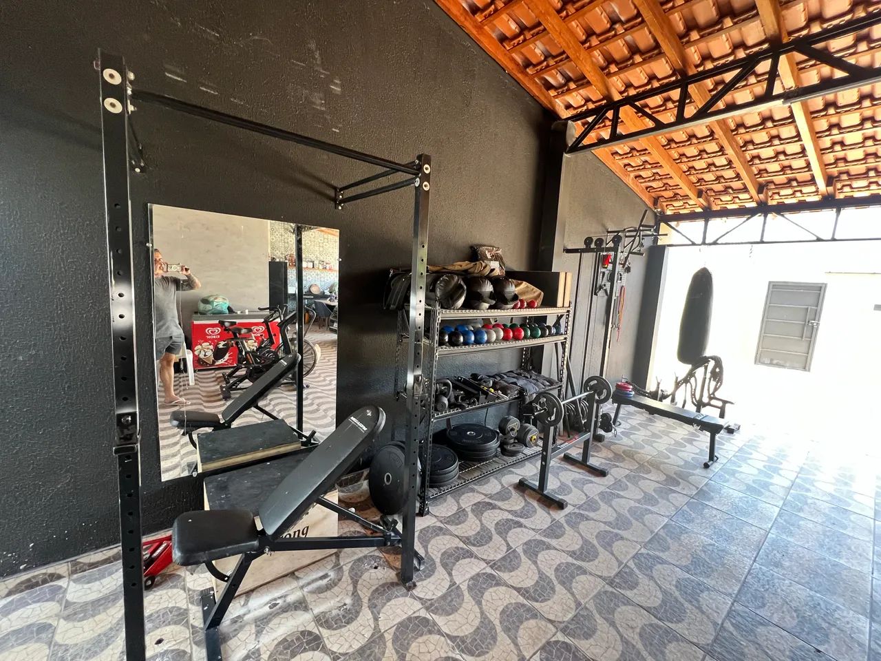 ACADEMIA PARA RESIDÊNCIA COMPLETA - Academia e Exercícios - Centro ...