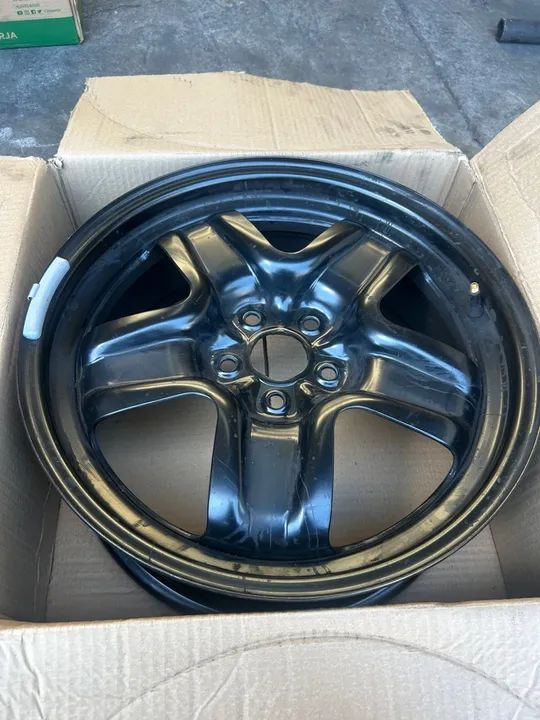 Roda de Ferro 15 polegadas - Carros, vans e utilitários - Jardim Amaral ...