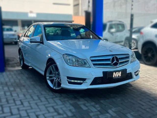 MERCEDES-BENZ C-180 2013 Usados e Novos