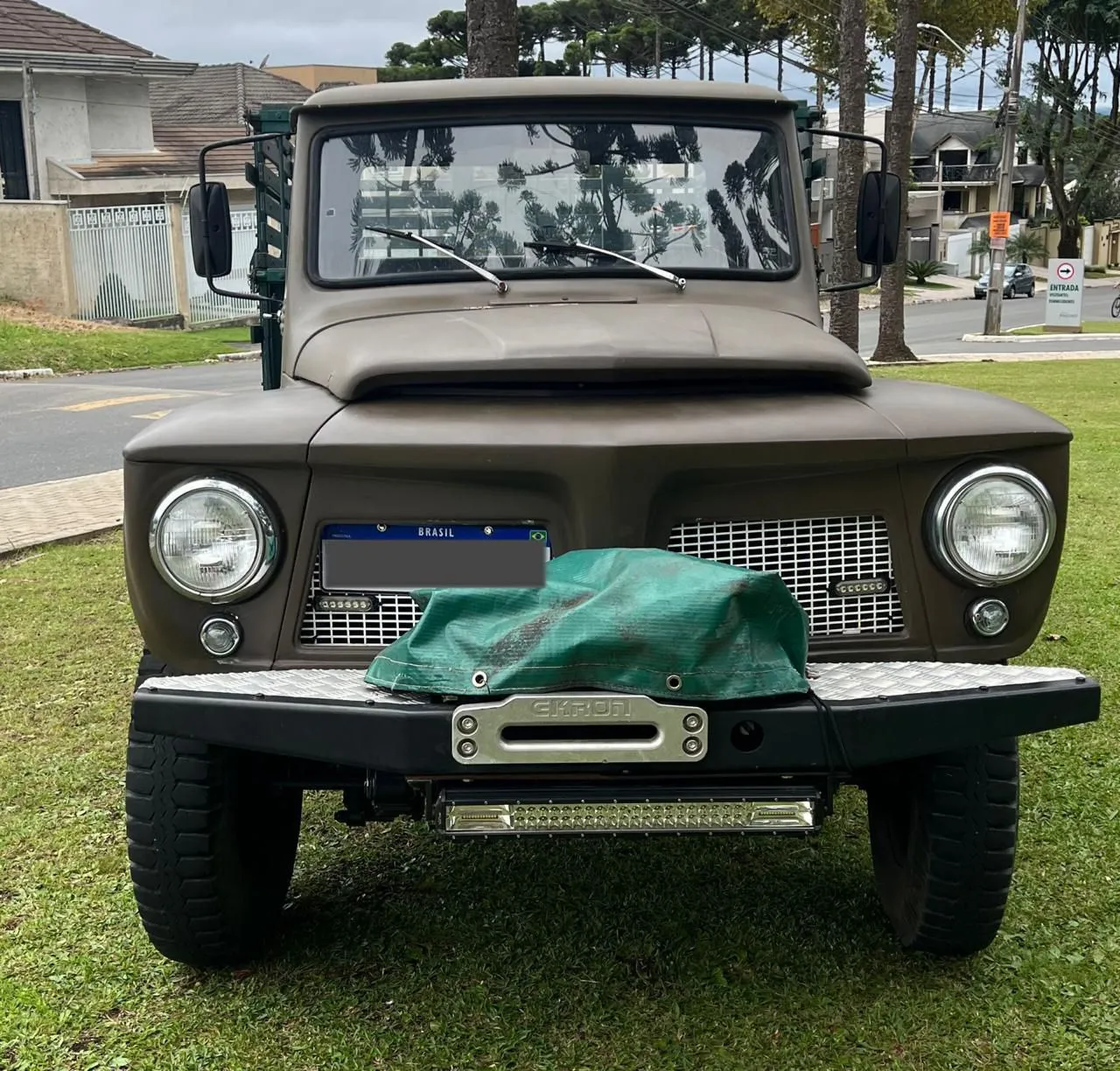 FORD F-75 Usados e Novos no PR