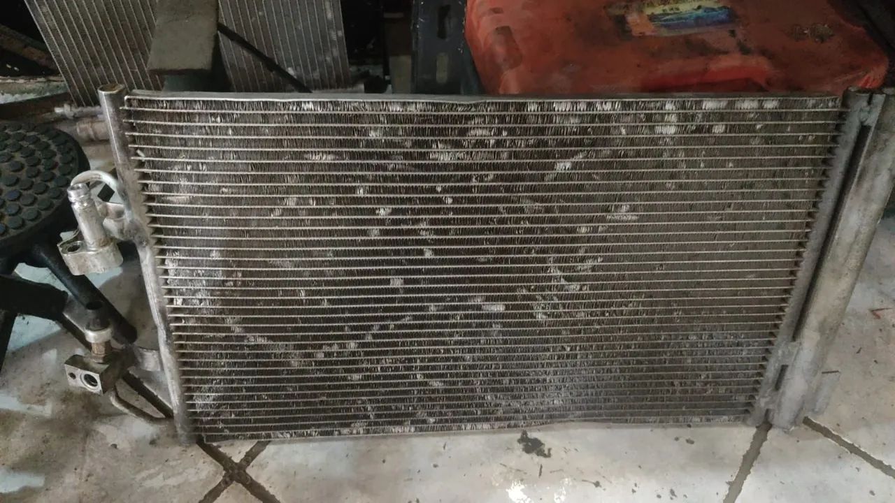 Radiador de ar condicionado usado - Carros, vans e utilitários - Campo ...