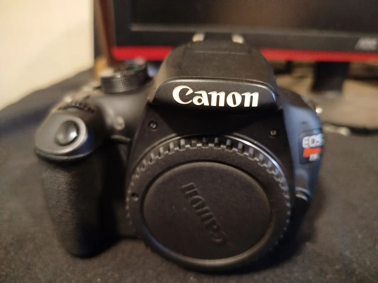 Canon T5 + lente 50mm + Flash Speedlight 430 EX II - Câmeras e ...