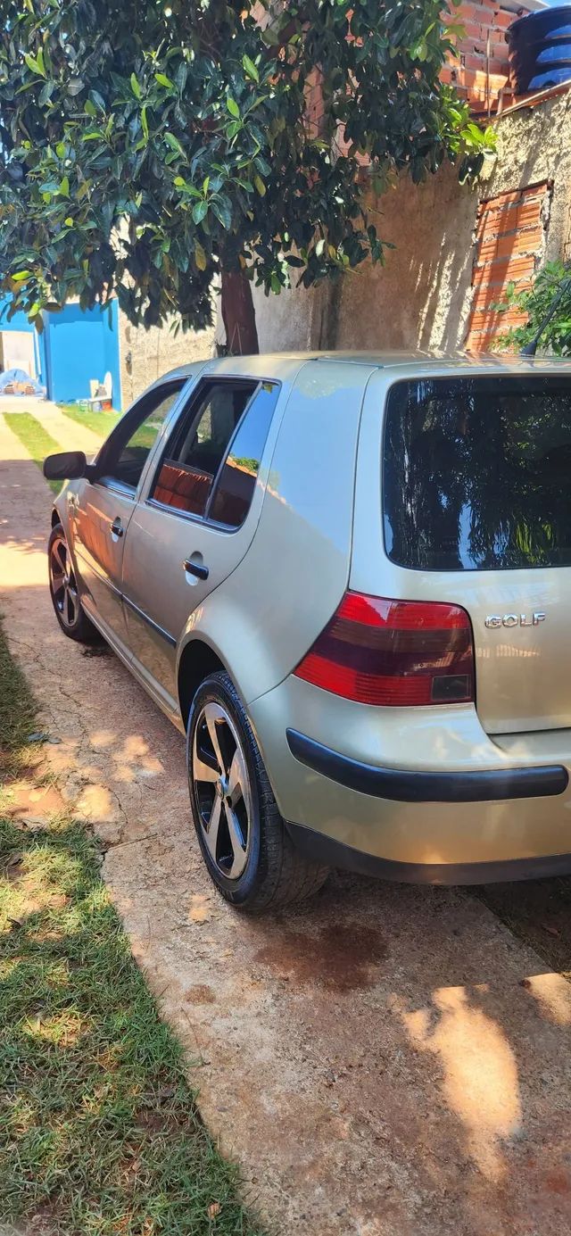 VOLKSWAGEN GOLF 2001 Usados e Novos