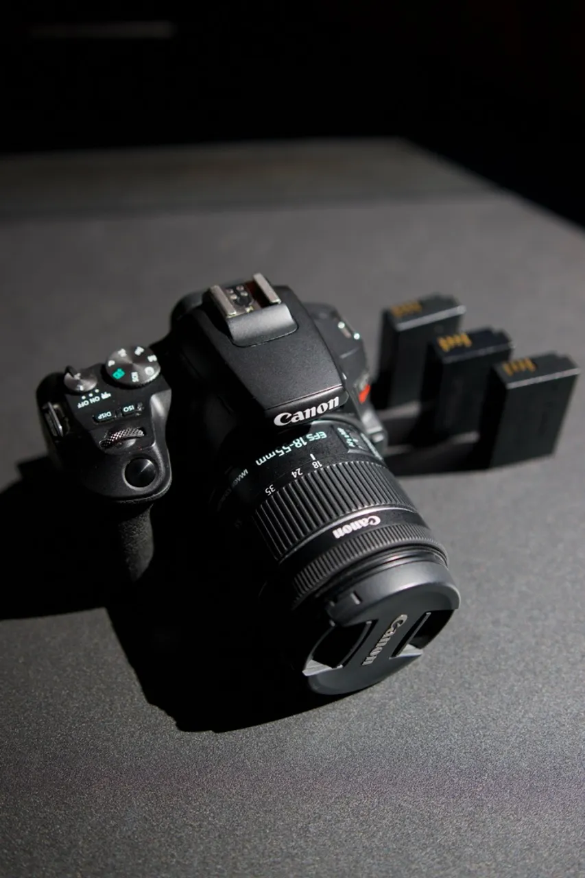 "canon sl3" - Câmeras e Filmadoras no Brasil