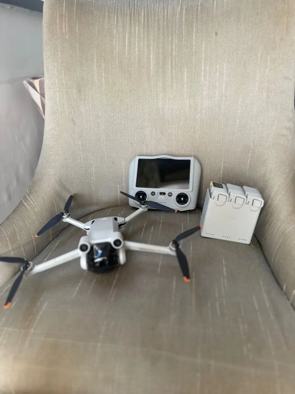 VENDO DRONE DJI MINI 3 PRO + FLY MORE KIT PLUS - Drones - Luzia ...