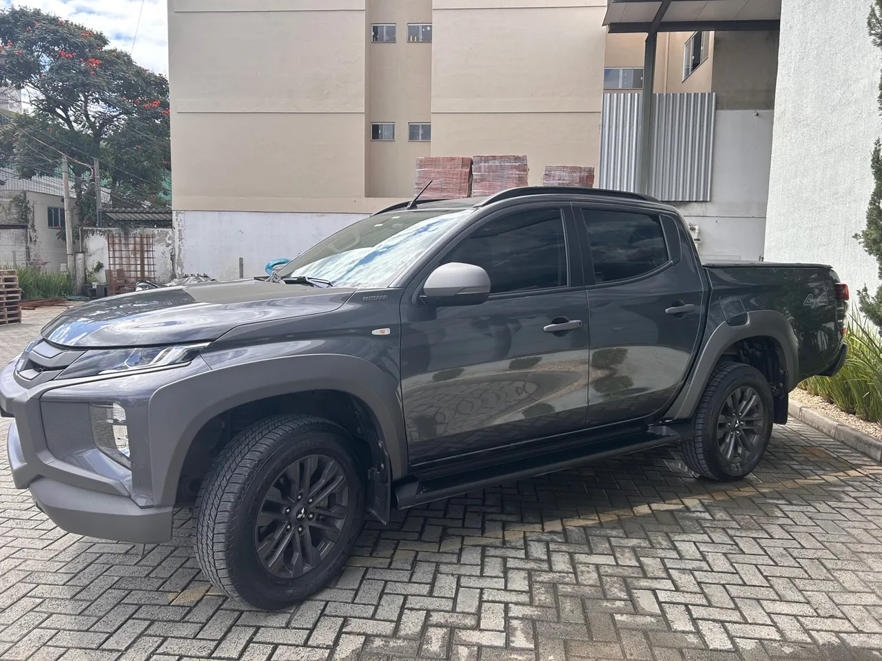 MITSUBISHI L200 2025 Usados e Novos