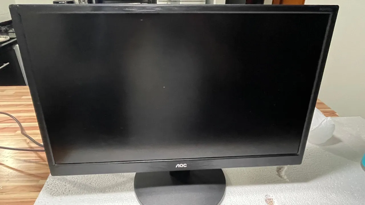 "monitor aoc 4 polegadas" no Brasil