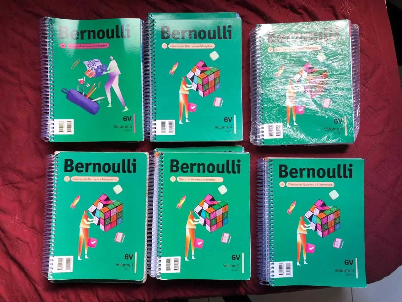Livros Bernoulli Pré-vestibular semi novo - Livros e revistas - São ...