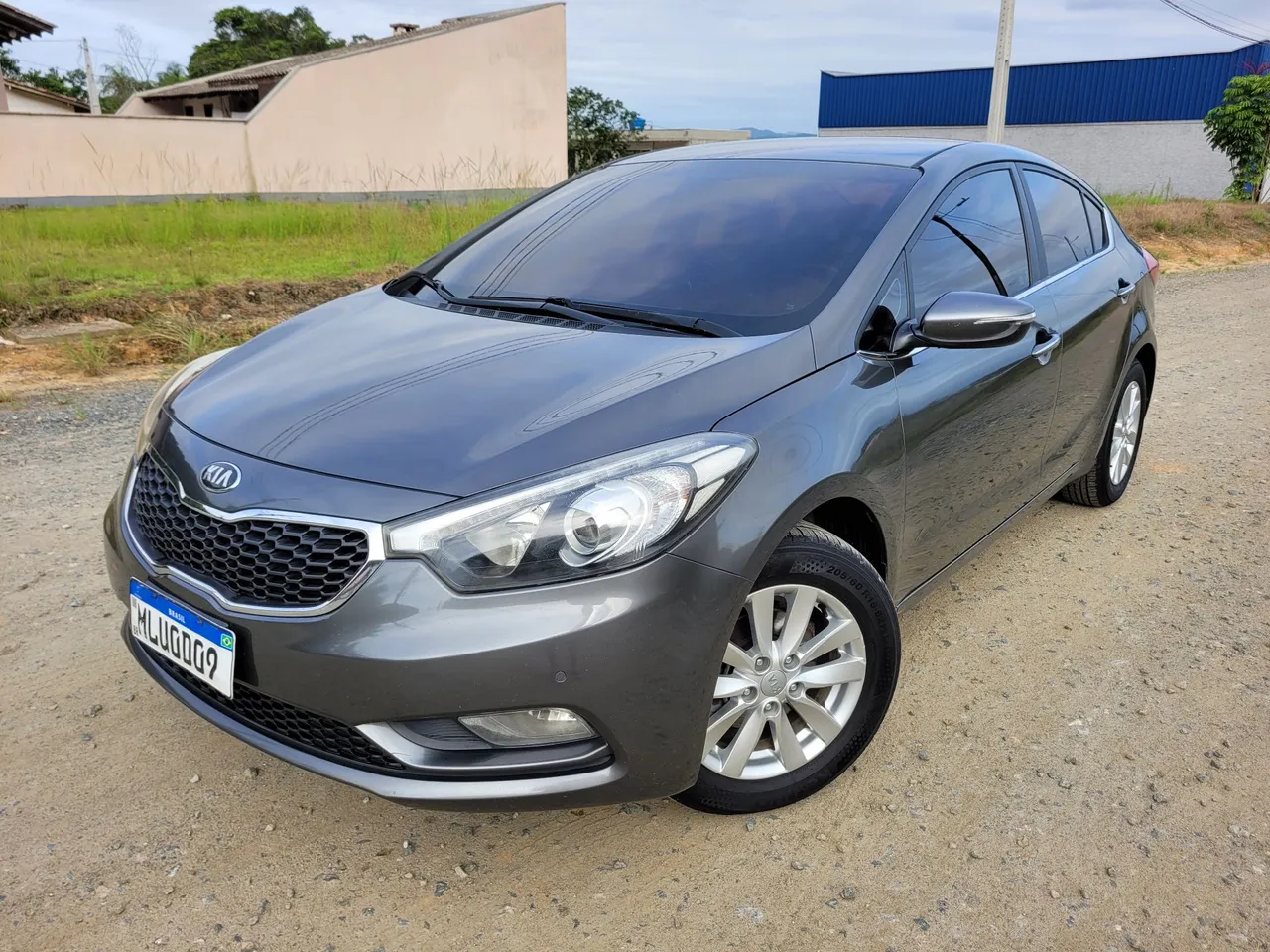 KIA MOTORS CERATO 2014 Usados e Novos