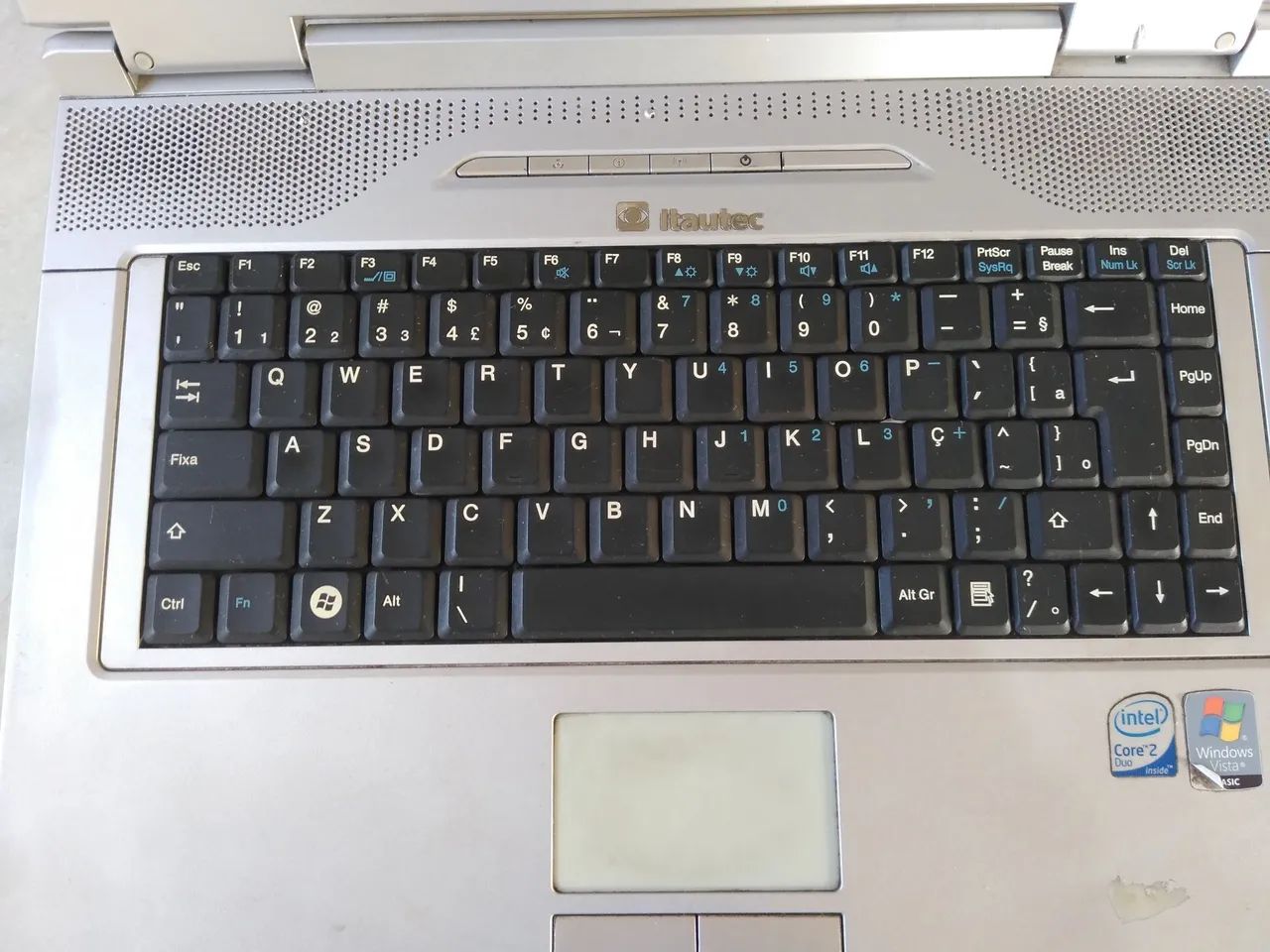 Notebook Itautec não liga não dá sinal de vida - Notebooks - Barro ...