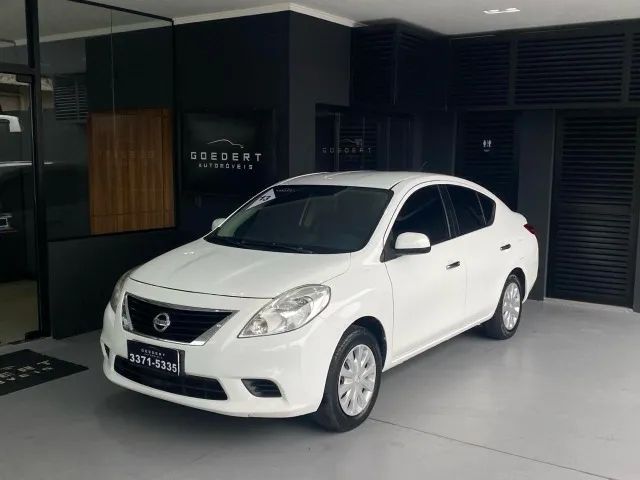 NISSAN VERSA 2013 Usados e Novos
