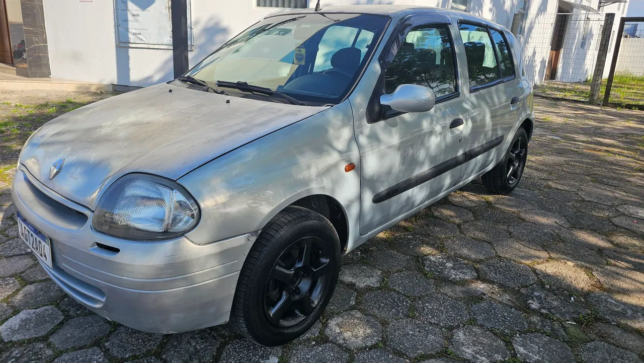 Renault Clio 2002 Usados e Novos