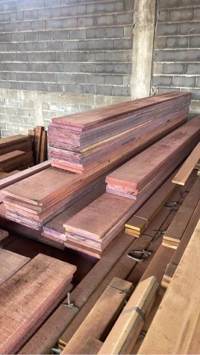 Tábuas e porteira pronta Roxinho - Fundação e Estrutura - Ponte Alta ...