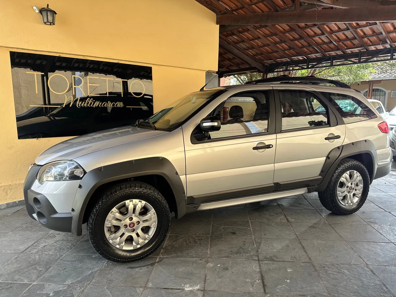 "palio weekend" - Carros Usados e Novos à venda