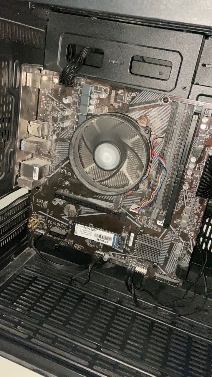 Kit Ryzen 5 5600g placa mãe b550MK - Peças de Hardware - São Caetano ...