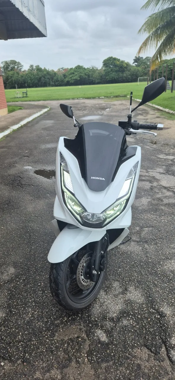 Motos HONDA PCX 2024 no Brasil