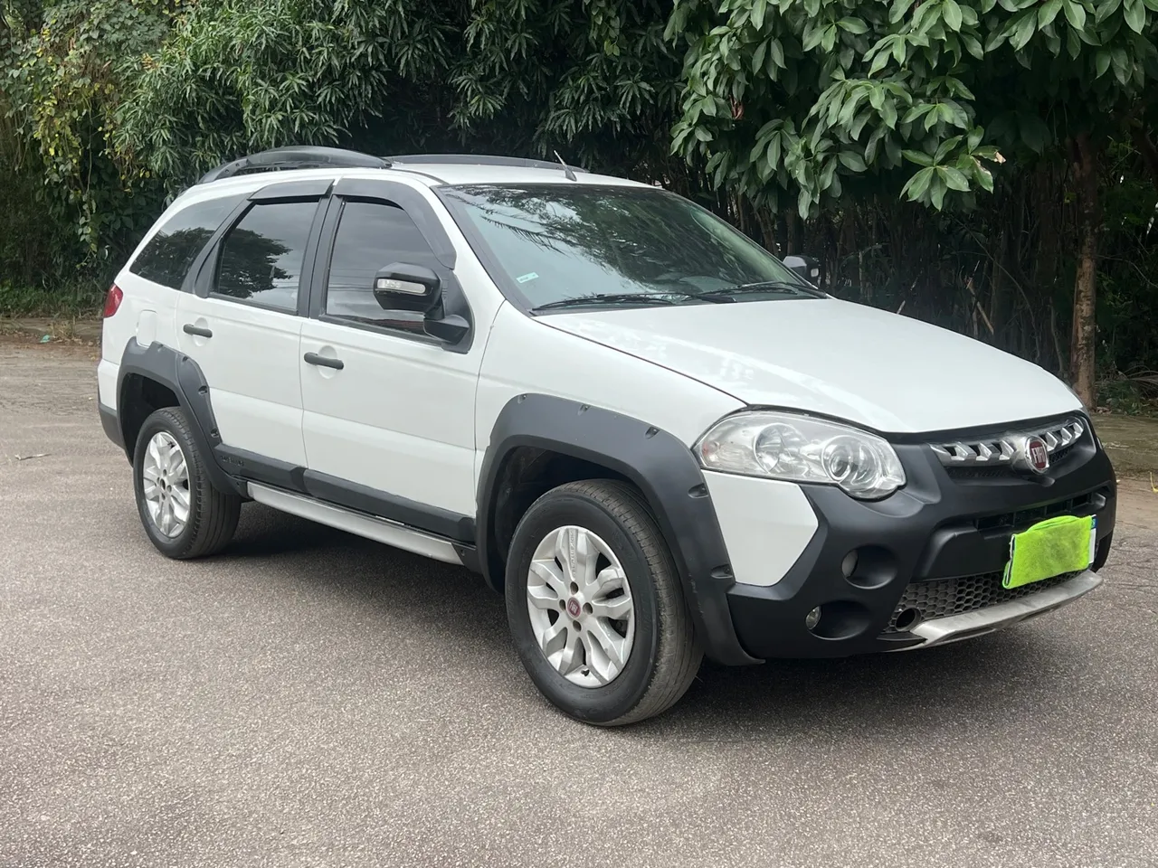 "palio weekend" - Carros Usados e Novos à venda