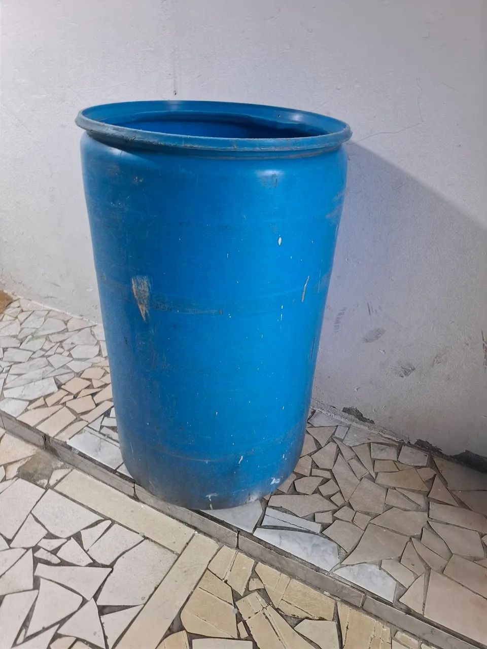 Tambor azul de plástico 200L - Equipamentos Para Comércio - Campo ...