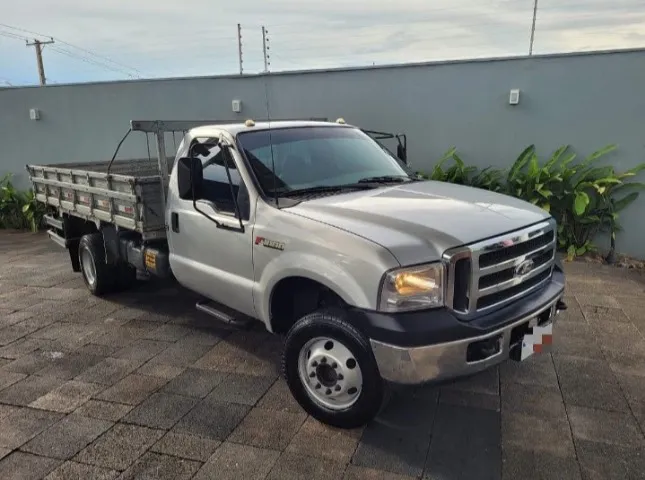 "f4000 4x4" no Brasil