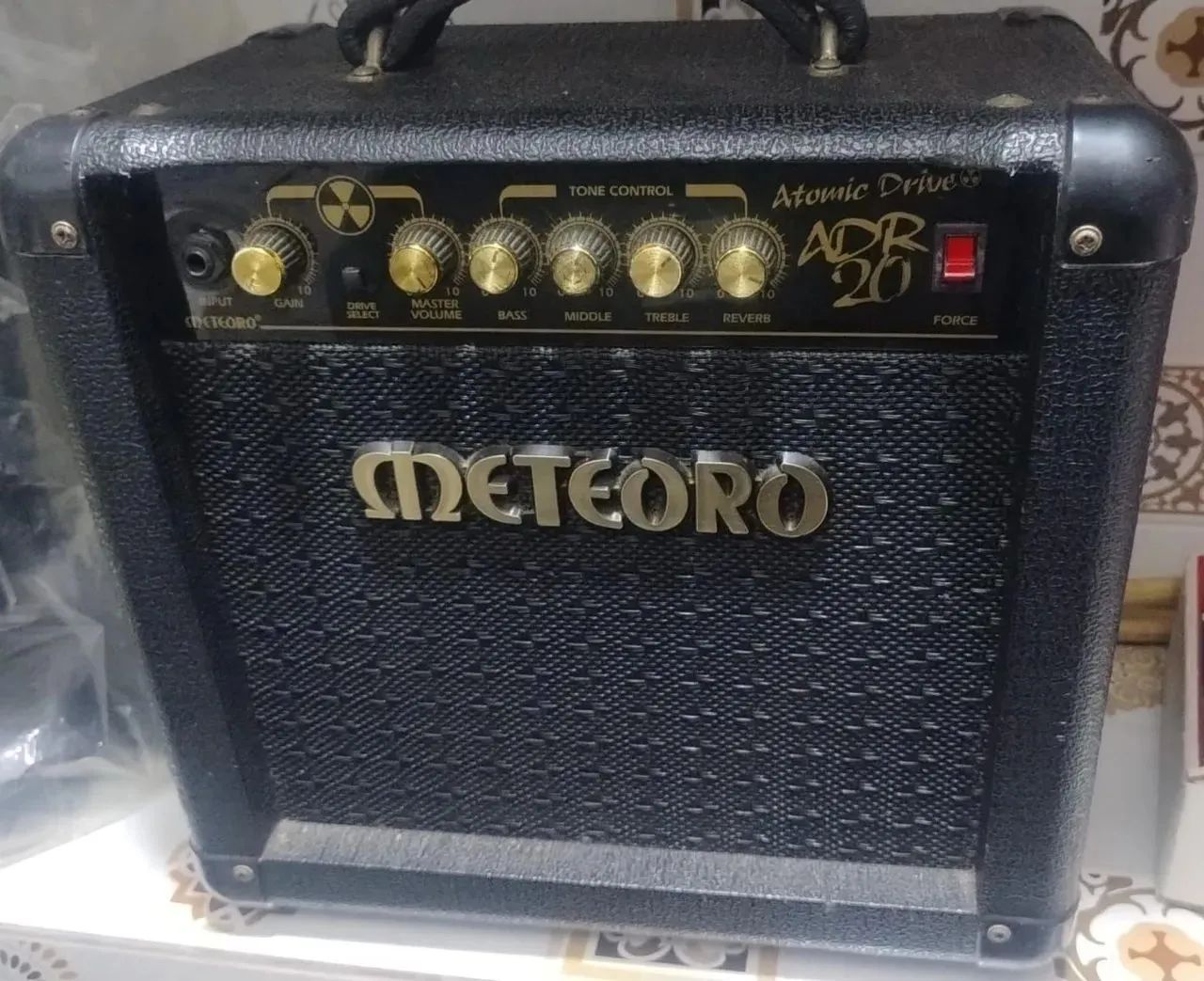 Caixa de guitarra - Instrumentos musicais - Jacarepaguá, Rio de Janeiro ...