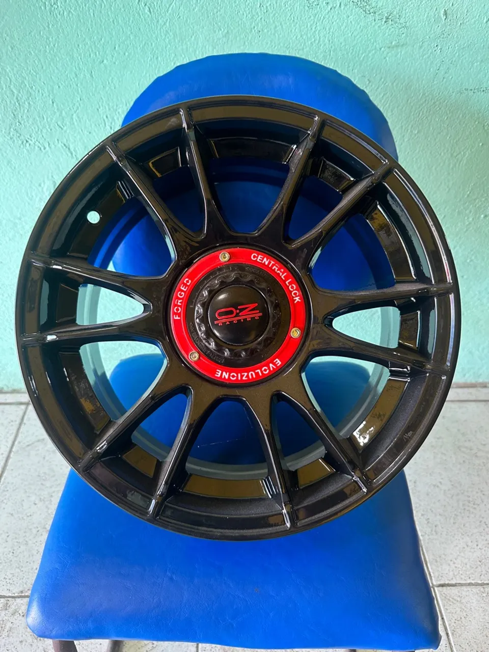 "rodas oz" - Peças para carros, vans e utilitários no Brasil