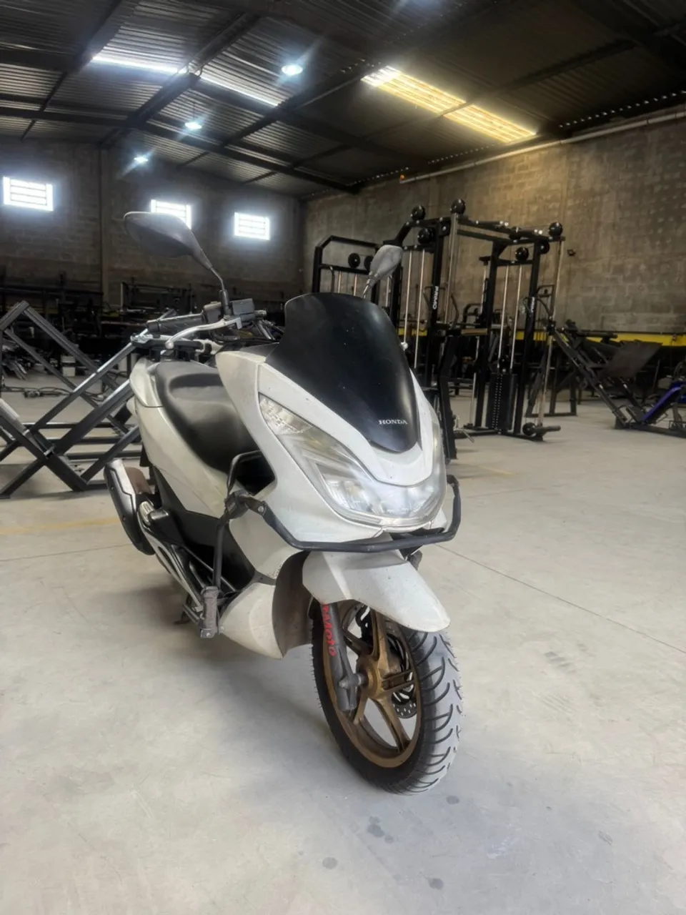 Motos HONDA PCX 2016 no Brasil