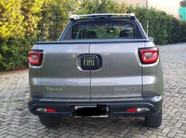 FIAT TORO VOLCANO 2.0 16V 4X4 TB DIESEL AUT. 2018 - 1163319170 | OLX