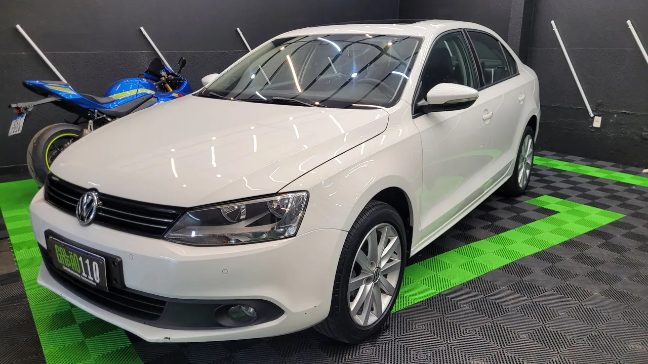 VOLKSWAGEN JETTA 2013 Usados e Novos