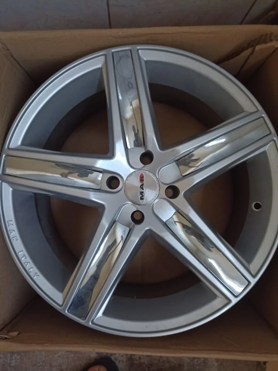 "roda 1 taluda" - Peças para carros, vans e utilitários no Brasil