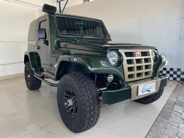 TROLLER T-4 2010 Usados e Novos