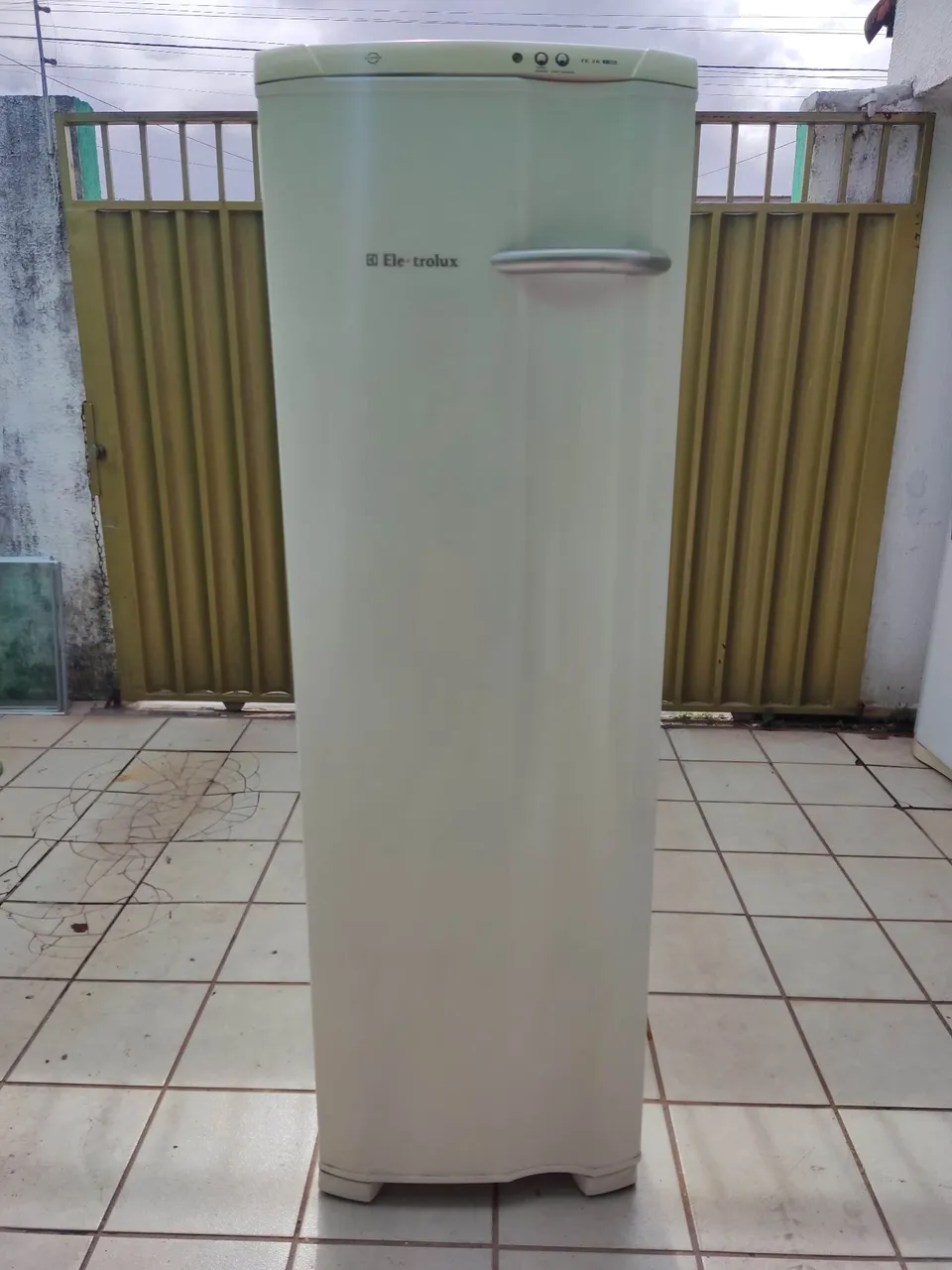 "freezer vertical frost free" - Geladeiras e Freezers no Brasil