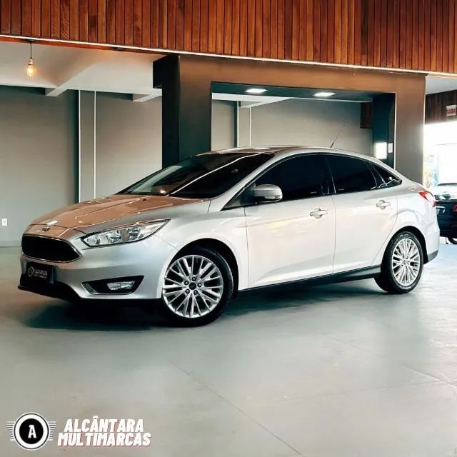 FORD FOCUS 2016 Usados e Novos