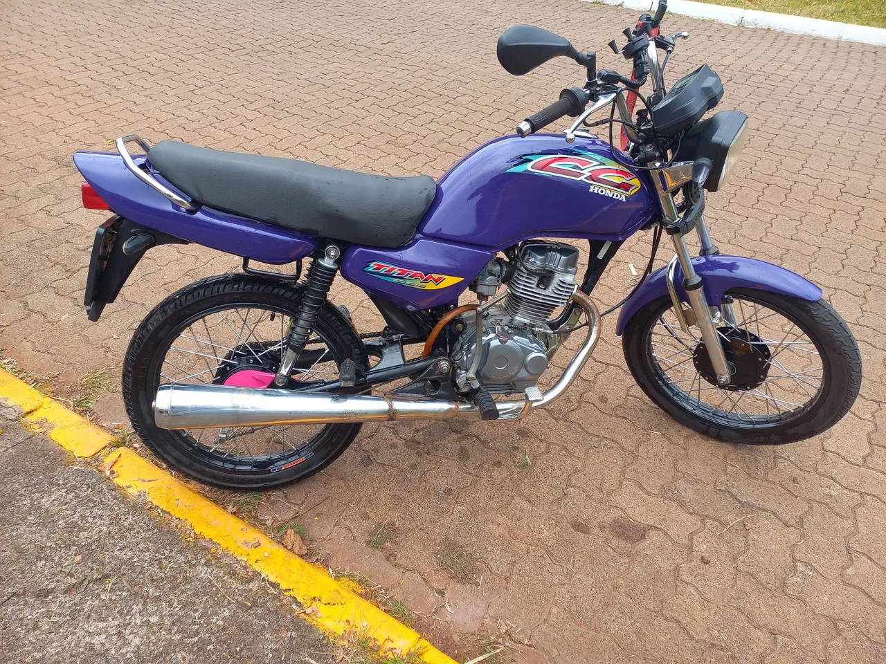 Motos HONDA CG 1999 no Brasil