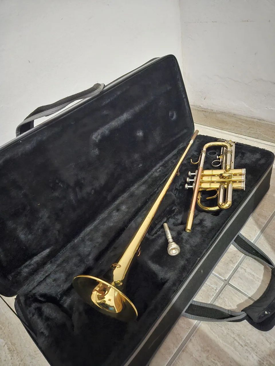 Trompete Triunfal Quasar com Case - Instrumentos musicais - Lucília ...