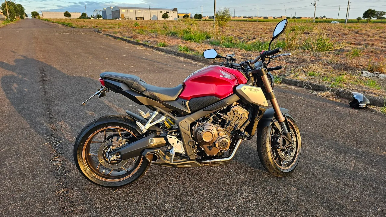 Motos HONDA CB 650R no Brasil