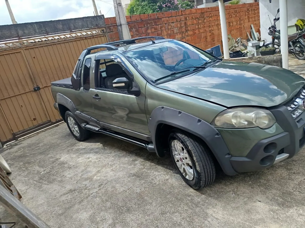 FIAT STRADA ADVENTURE 1.8/ 1.8 LOCKER FLEX CE Usados e Novos