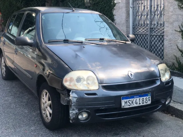 RENAULT CLIO 2002 Usados e Novos