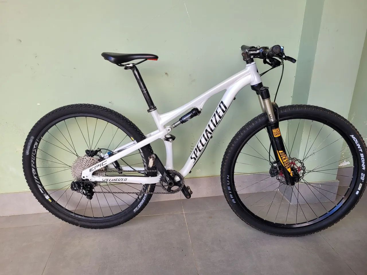 "bicicleta specialized full suspension" no Brasil