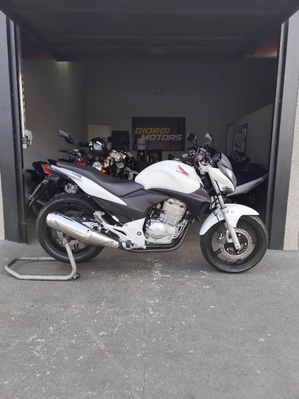 Motos HONDA CB 2014 no Brasil