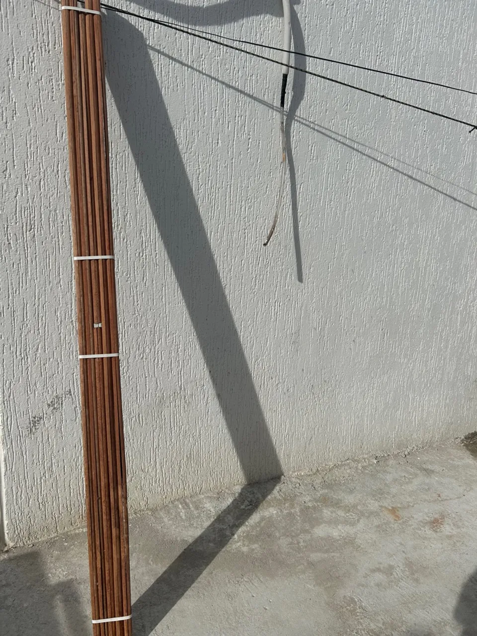 "alisar de porta" no Brasil