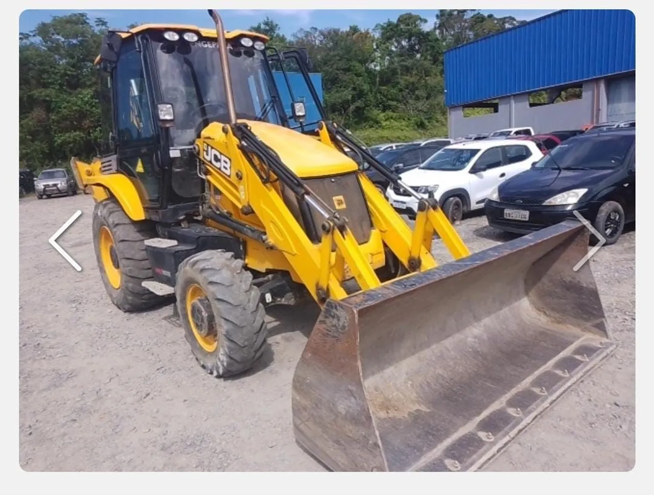 "retroescavadeira" - Máquinas pesadas para construção no Brasil