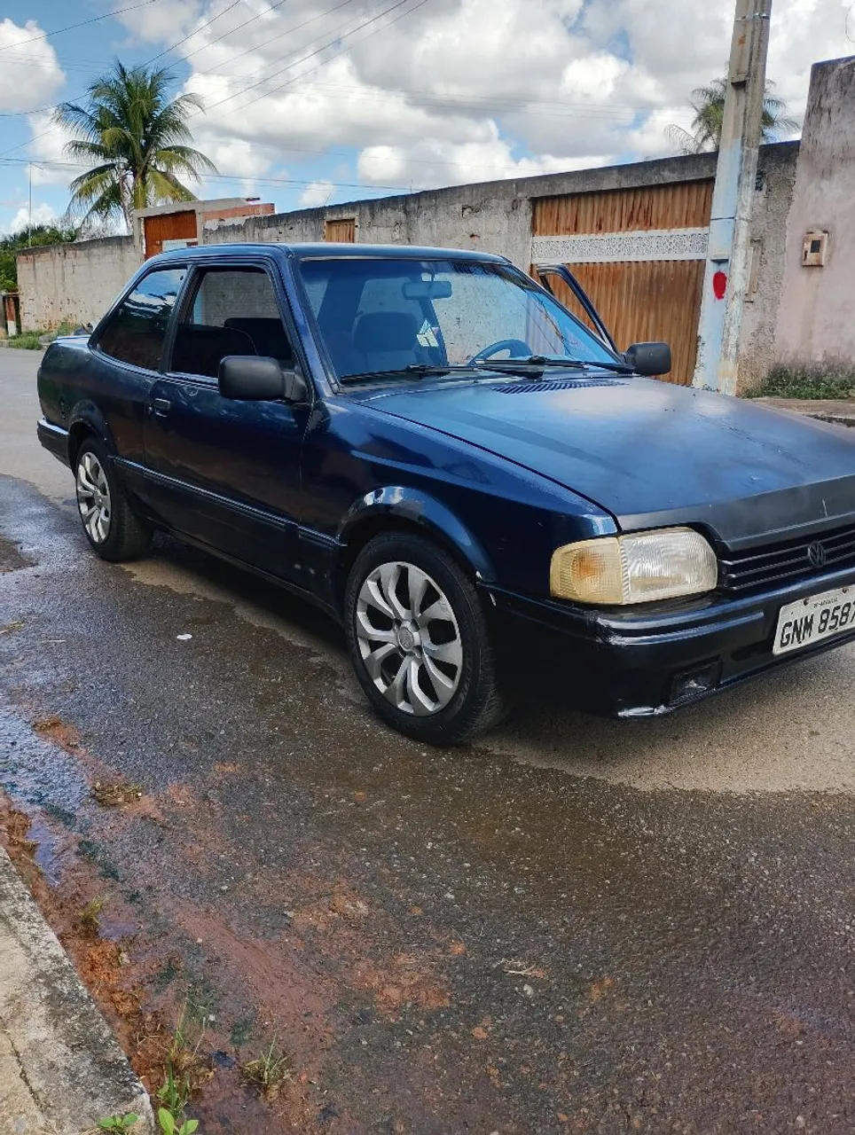 VOLKSWAGEN APOLO Usados e Novos