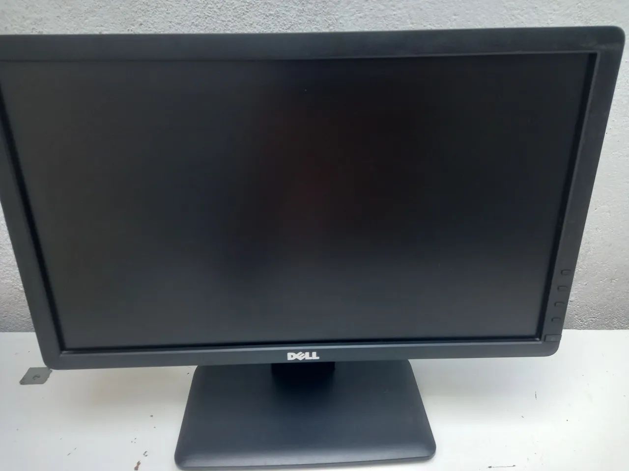 Monitor Dell 19 polegadas led entrada vga usado!! - Monitores - Jardim Santa Maria, São Paulo ...