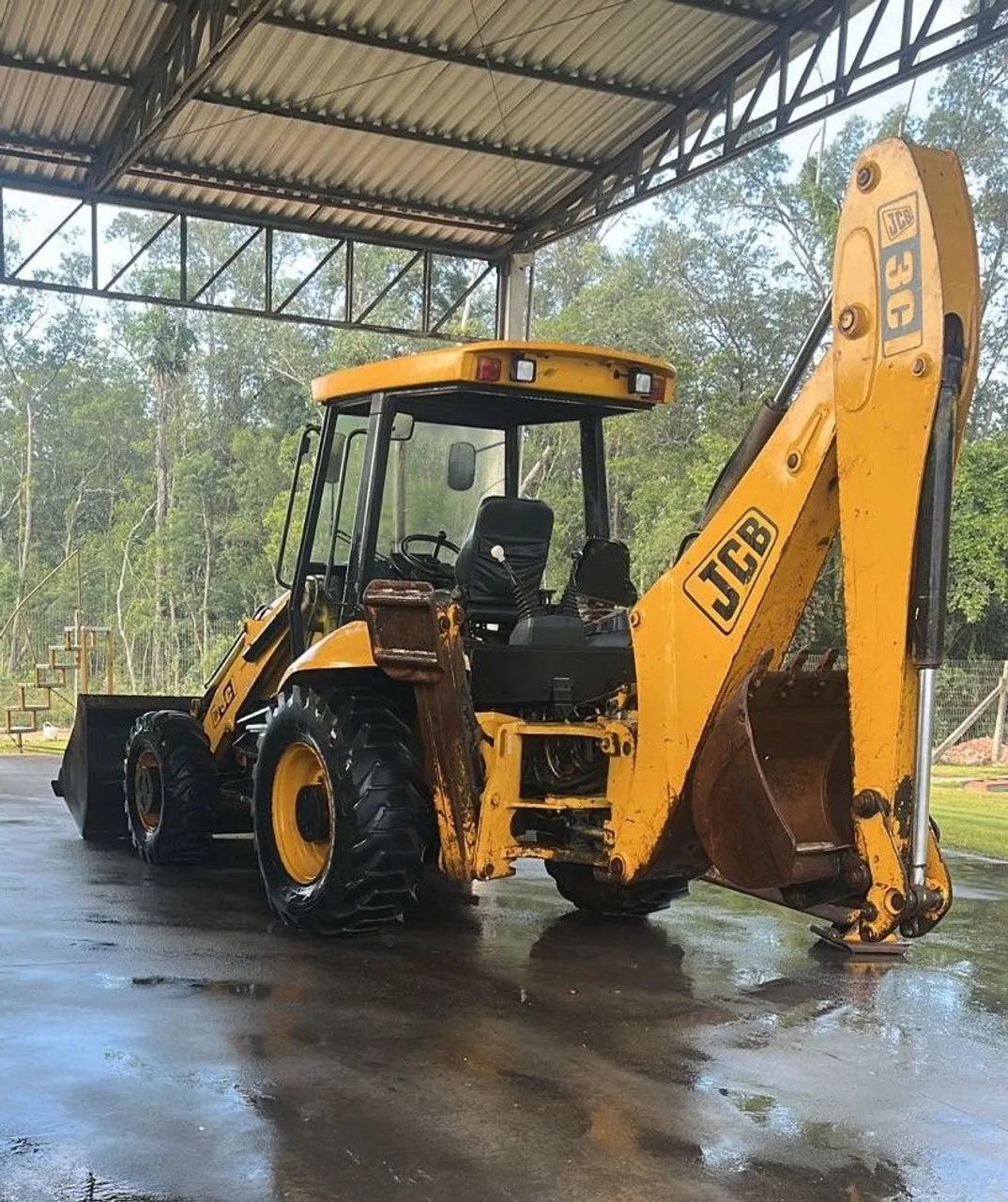 "retroescavadeiras jcb" no Brasil